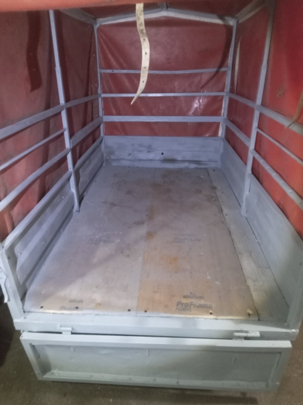 Prodajem auto prikolicu - Prikolice - OLX.ba