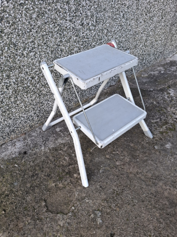 Ljeste merdevine lotre 1+1 steper Njemacke - Ljestve - OLX.ba