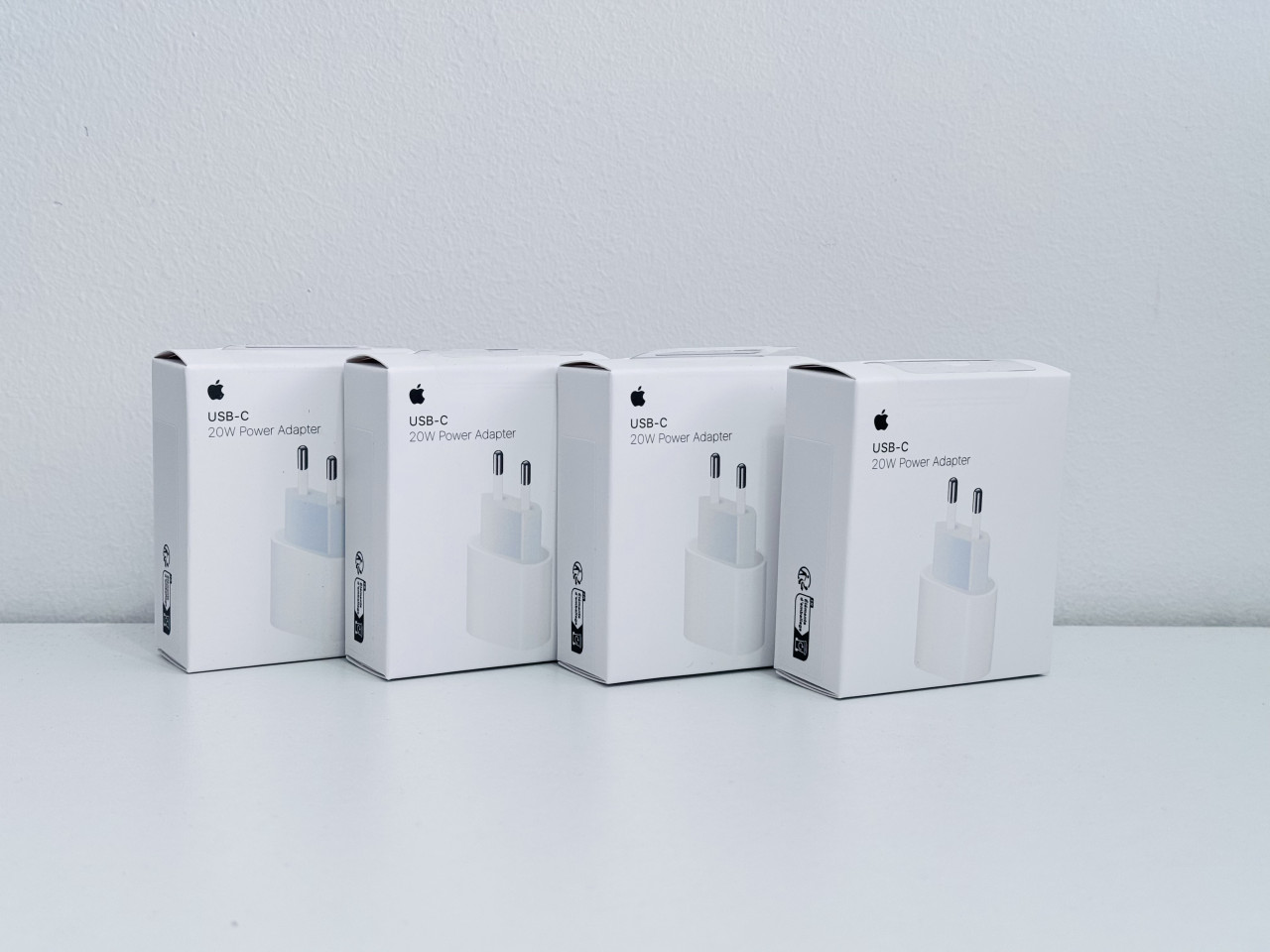 Apple 20W USB-C Power Adapter Model A2347 Punjac NOVO ORIGINAL ...