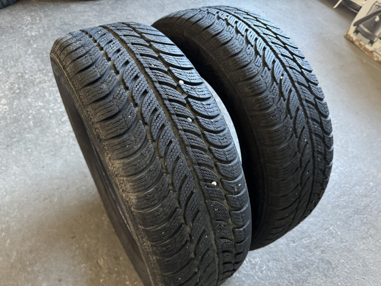 Gume zimske Sava 195/65/R15 Eskimo S3 195 65 15 - Gume za automobile ...