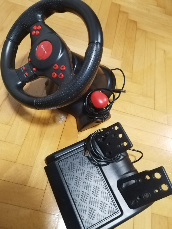 Volan za igrice - Volani za PC i konzole - OLX.ba