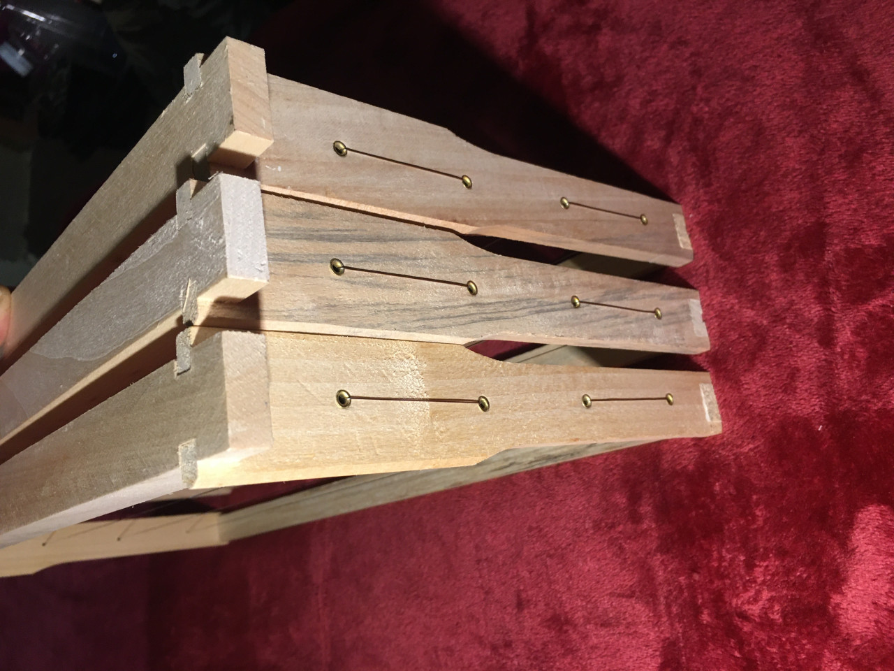 Sklopljeni LR ramovi okviri 1 klasa nitne + inox žica - Košnice i ...