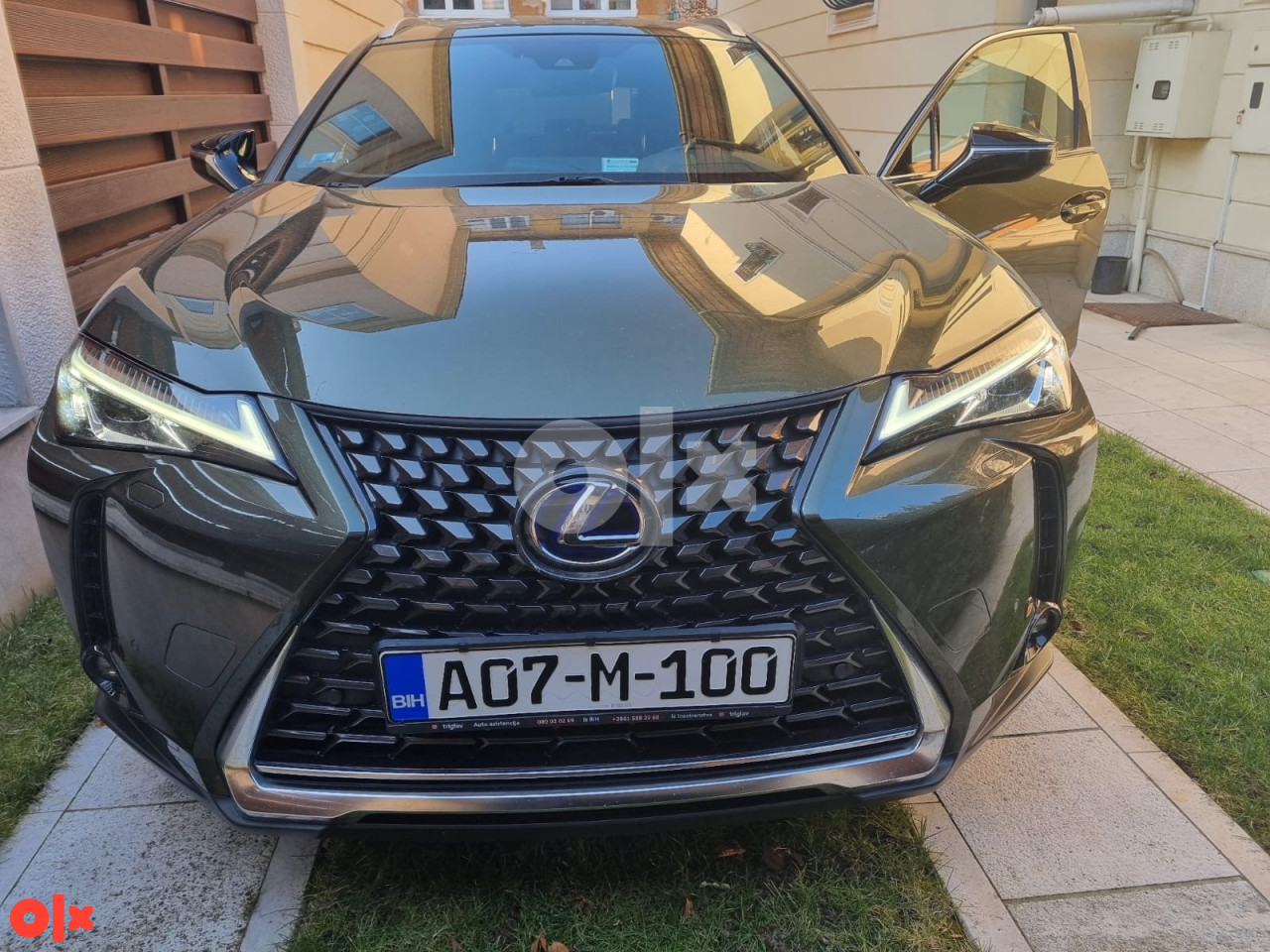 Lexus UX250h 2023mod *1 vlasnik*NOVO - Automobili - OLX.ba