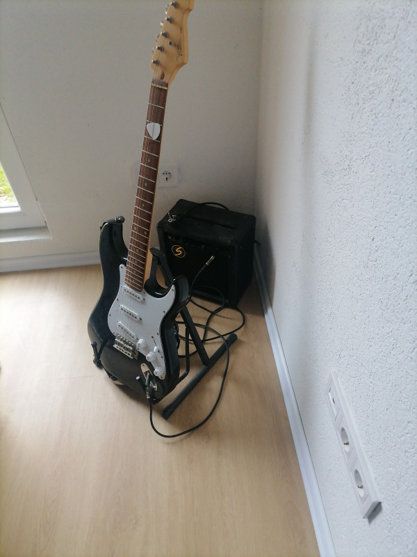 Elektricna Gitara - Električna gitara - OLX.ba