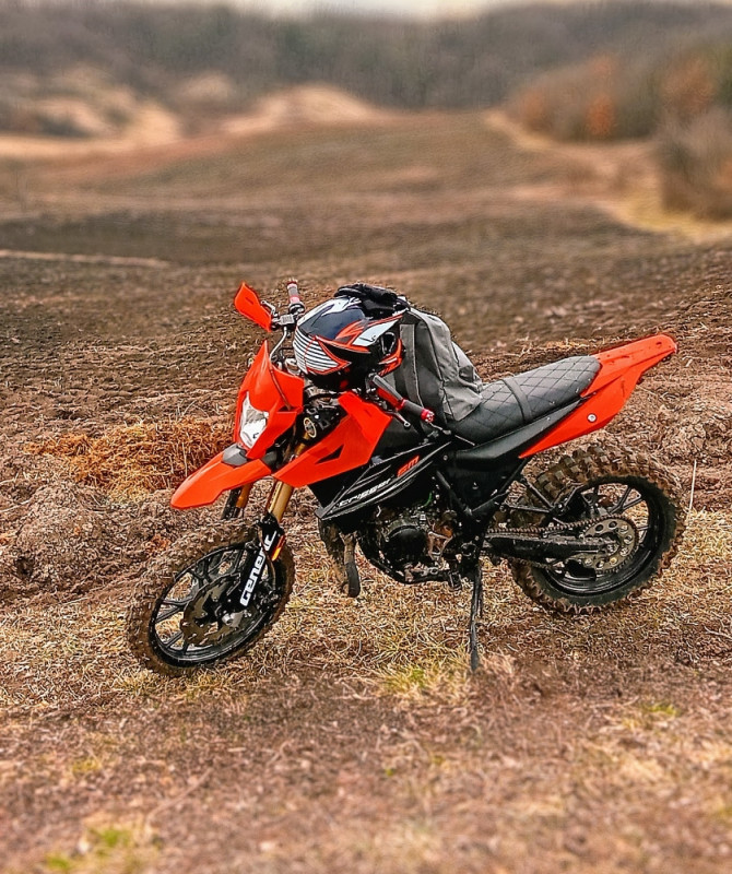 Cross kros kroserica am6 50 motor - Motocikli - OLX.ba