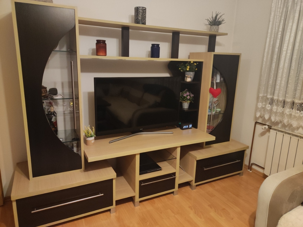 Tv komoda - Komode/Vitrine - OLX.ba