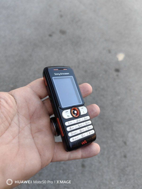 Sony ericsson w200i - Mobiteli - OLX.ba