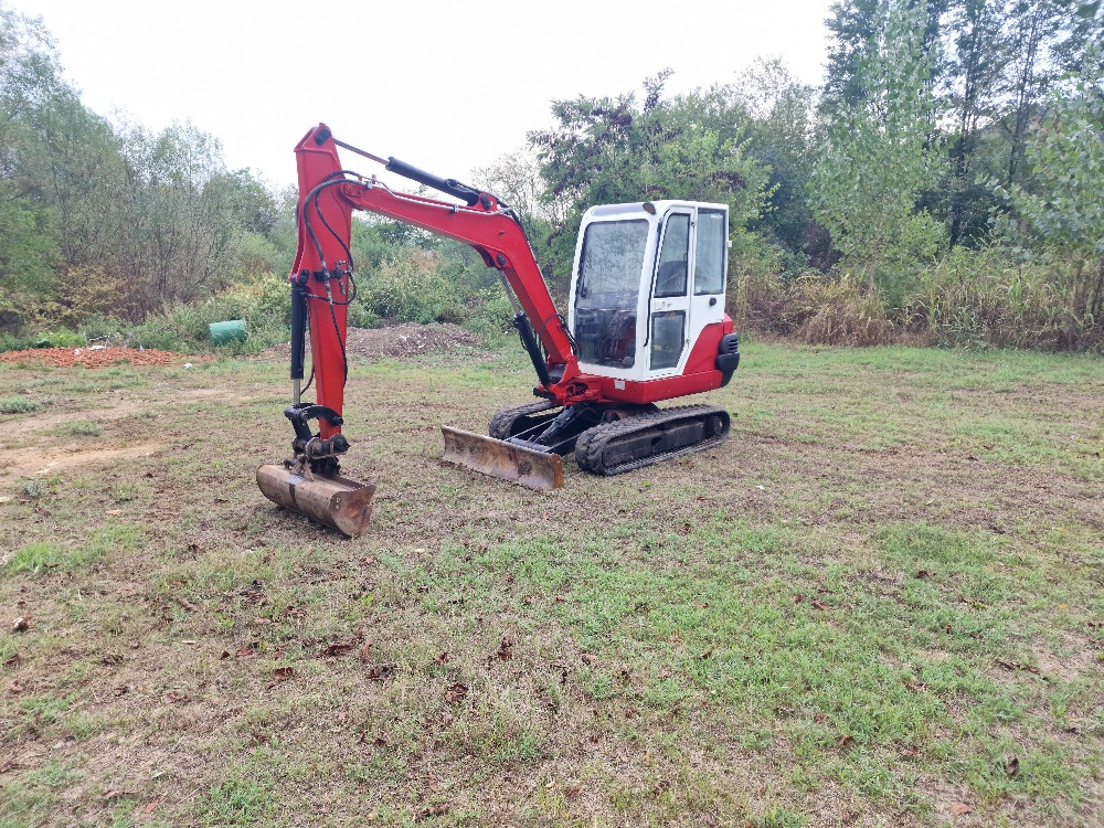 Mini bager Hitachi ex 35. .Kubota - Bageri - OLX.ba