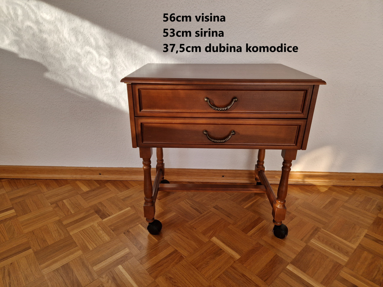 Mala komodica za sivanje - Komode/Vitrine - OLX.ba