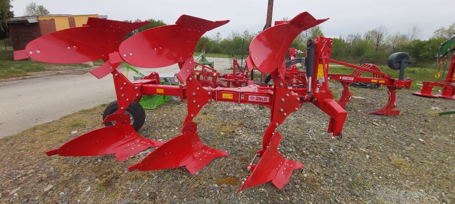 Plug obrtac Unlu tri brazde - Plugovi - OLX.ba