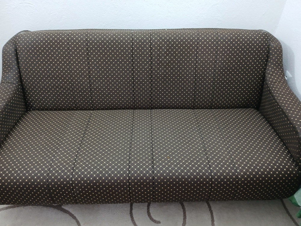 Poklanjam trosjed - Poklanjam (darujem) - OLX.ba