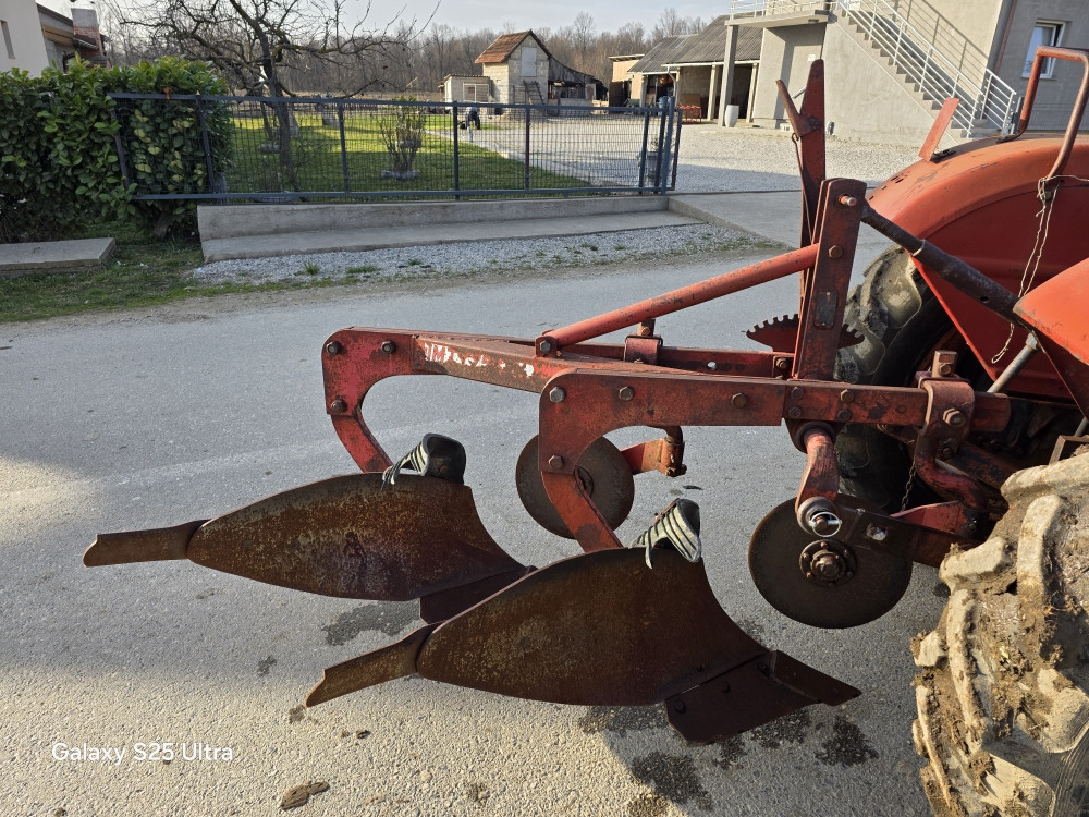 Plug plugovi IMT 755 10 cola top stanja - Plugovi - OLX.ba