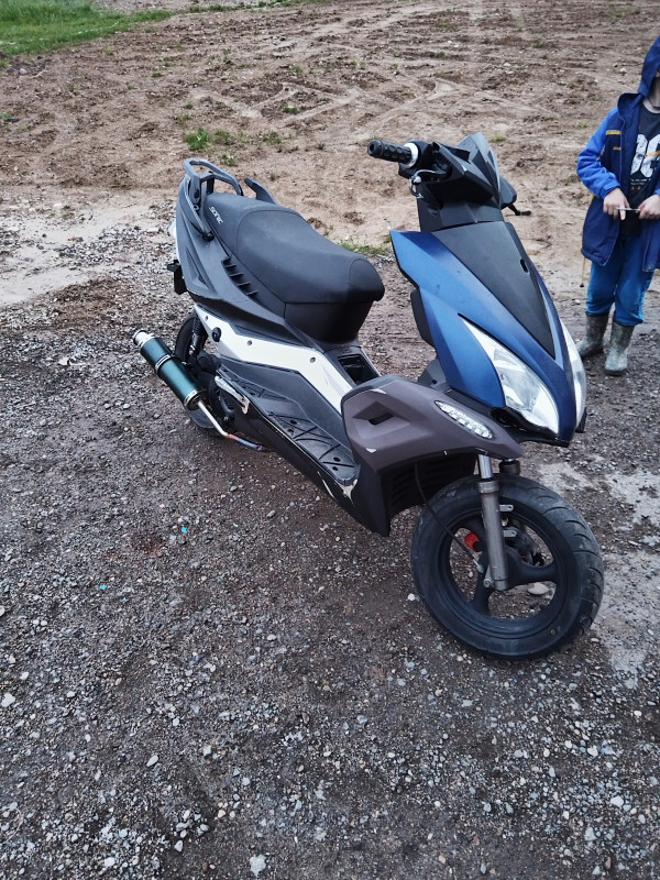 Sonic Matador - Motocikli - OLX.ba