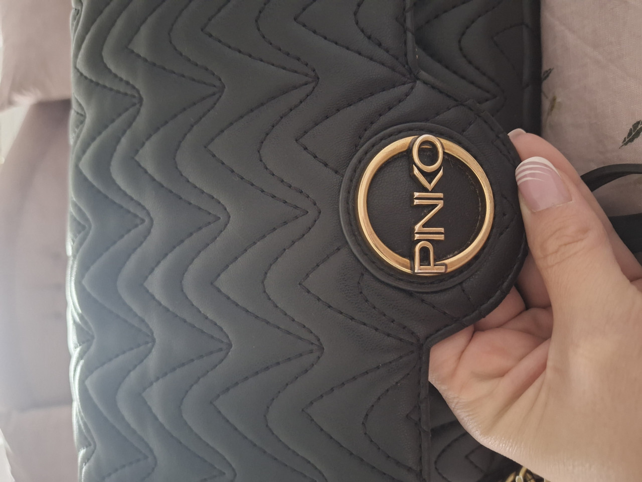 Pinko torba - Torbe i ruksaci za žene - OLX.ba