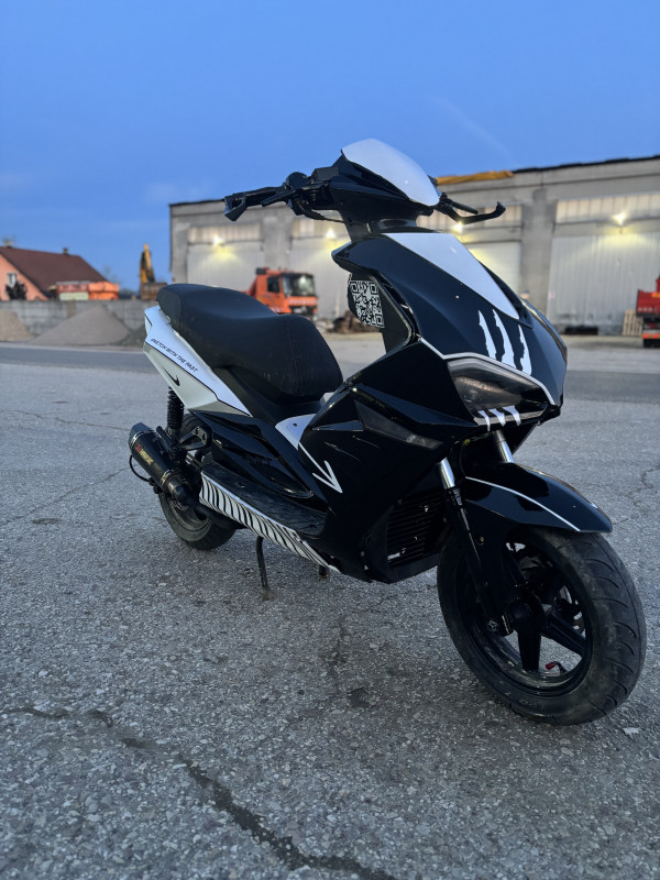 Joyrace Rocket 50 / SKETCH WITH THE PAST EDITION - Motocikli - OLX.ba