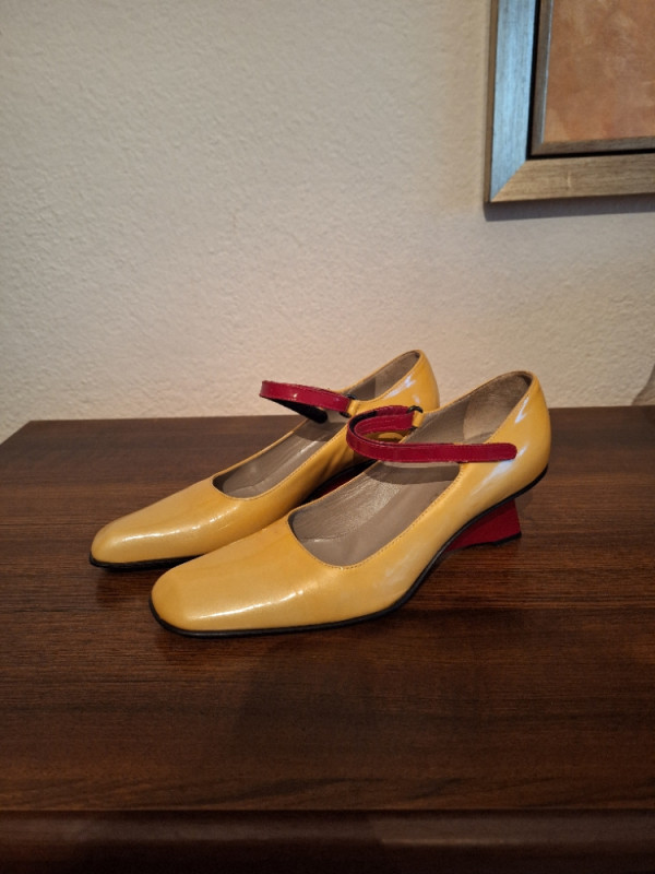 PRADA Mary Jane 1998-1999 cipele - Cipele i Gležnjače za žene - OLX.ba