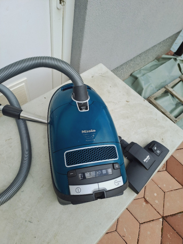 Miele usisivac - Usisivači - OLX.ba