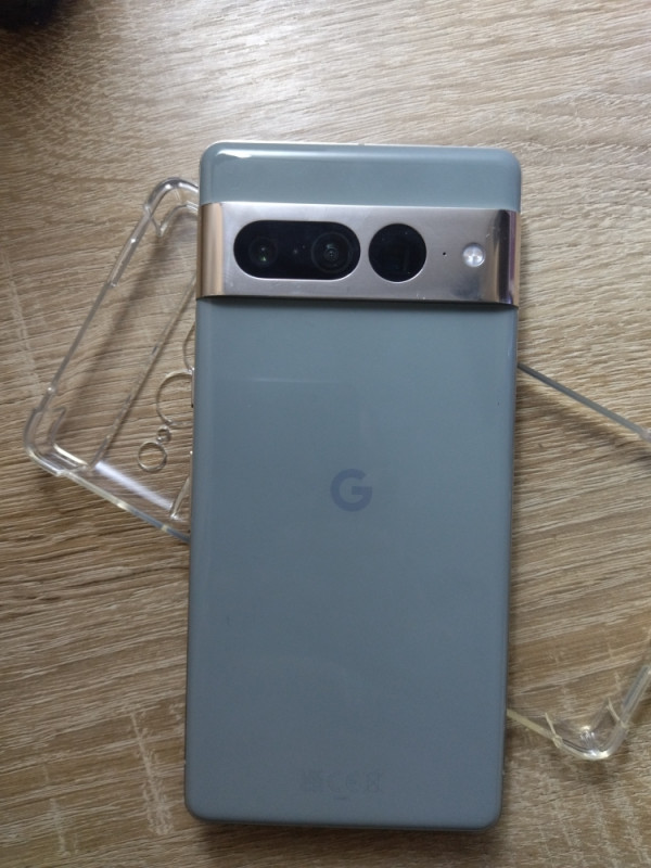Google Pixel 7 Pro (12/128GB) - Mobiteli - OLX.ba