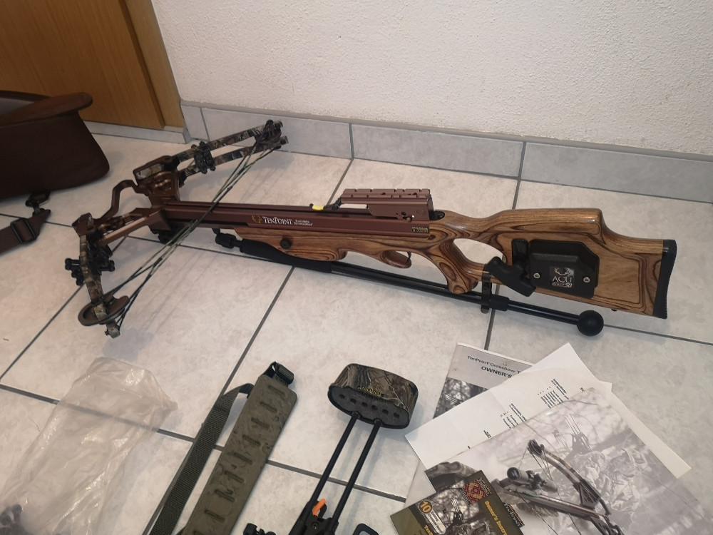 Samostrel, raritet! Tenpoint, drveni kundak. - Ostala oprema za lov - OLX.ba