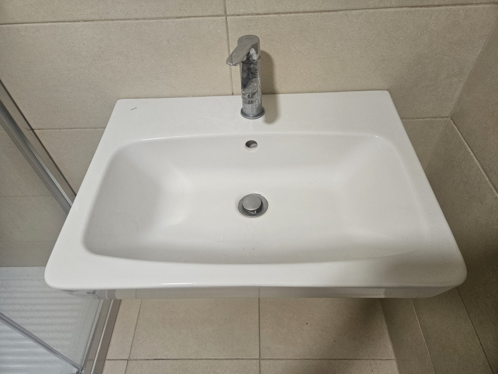 Umivaonik Lavabo - Umivaonici/Lavaboi - OLX.ba