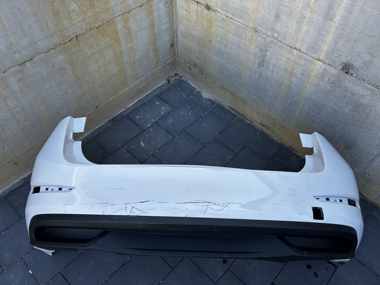 Škoda SCALA ZADNJI BRANIK 657807521 - Branici, karambolke i spojleri za ...