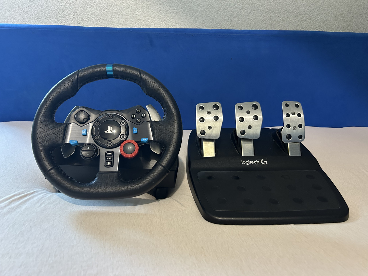 Logitech g29 volan za ps4 ps5 pc - Volani za PC i konzole - OLX.ba