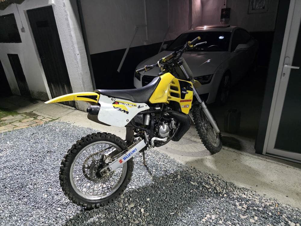 SUZUKI RM 125 2T FULL CROSS CROS KROSER - Motocikli - OLX.ba