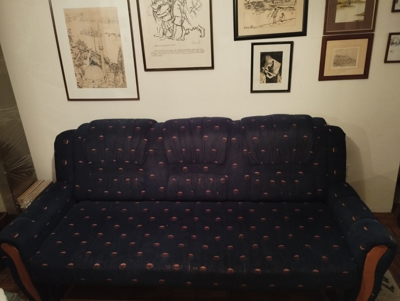 Poklanjam Trosjed ( Domavija) korišten - Poklanjam (darujem) - OLX.ba