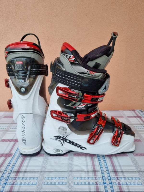 Pancerice Atomic m tech 80, velicina 42-42.5 - Ski pancerice - OLX.ba