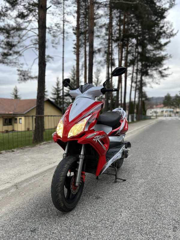 Skuter Sonic Matador - Motocikli - OLX.ba