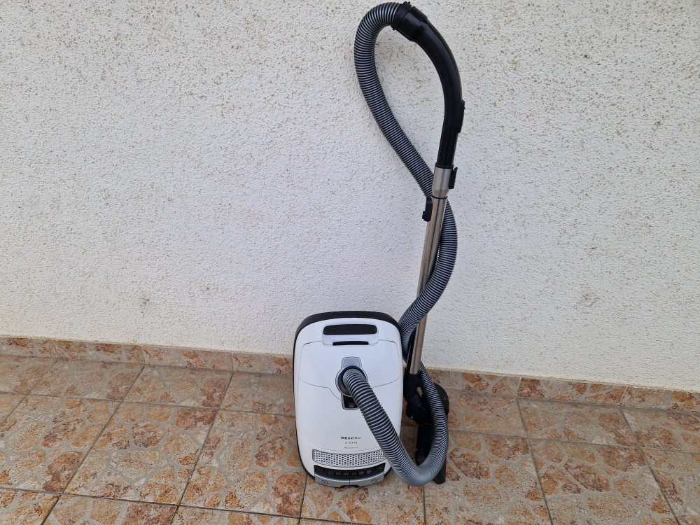 Usisivac miele - Usisivači - OLX.ba