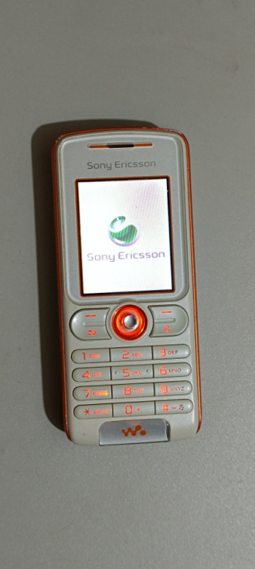 Sony Ericsson W200i - Mobiteli - OLX.ba
