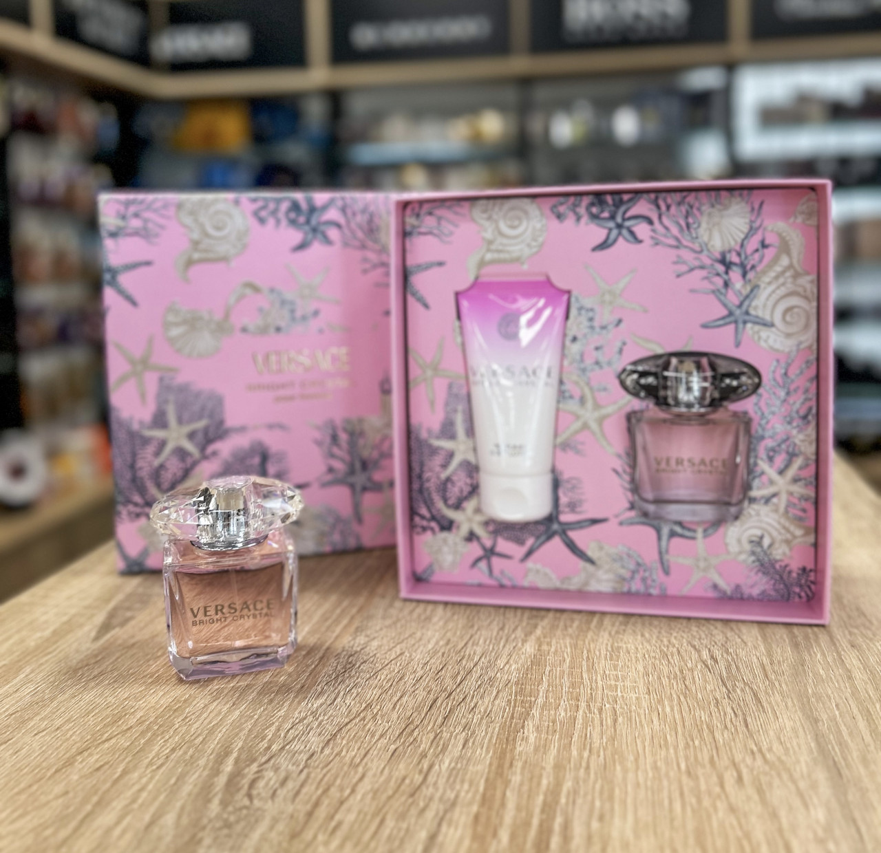 Versace Bright Crystal SET edt 30 ml Zenski Parfem - Ženski parfemi - OLX.ba