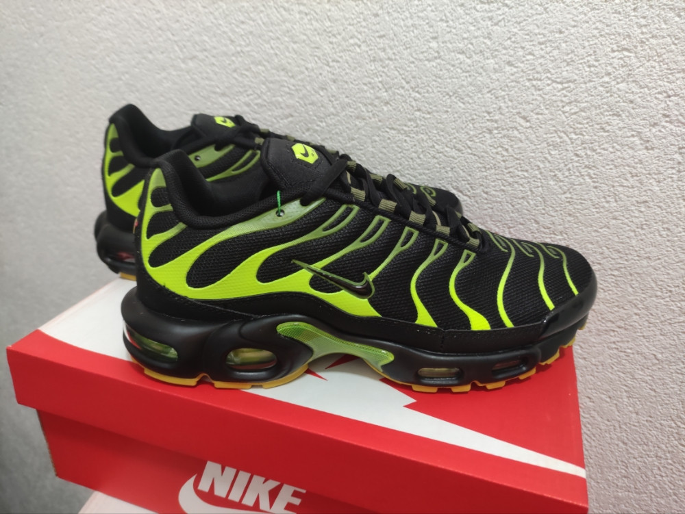 Nike Air Max TN Plus Nike Pacific Moss - Tene/Patike za muškarce - OLX.ba