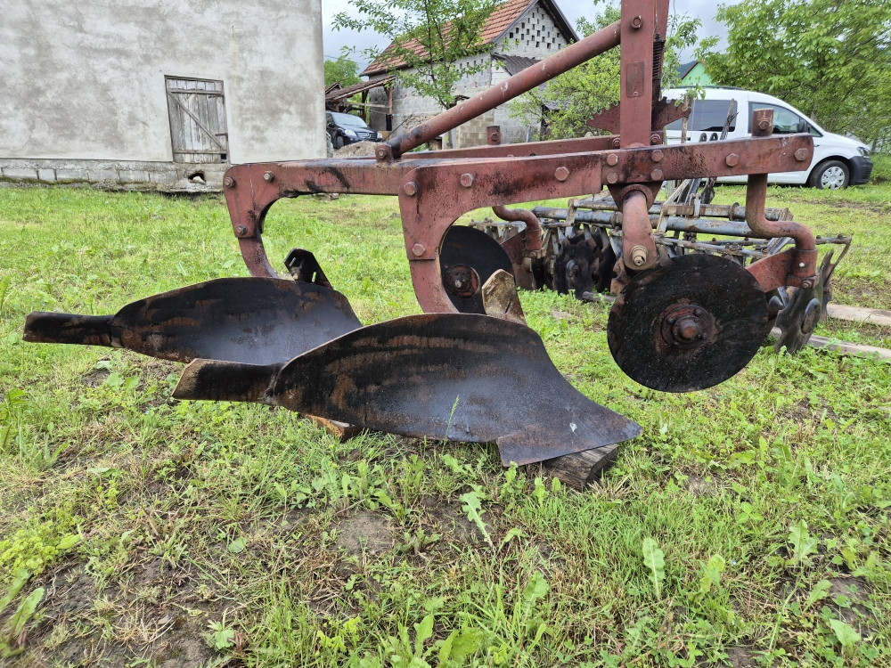 Plugovi IMT 12 COL visoki klirens - Plugovi - OLX.ba