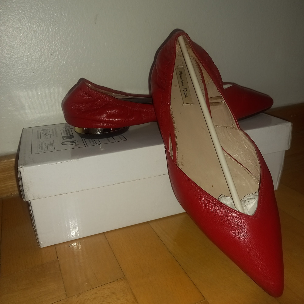 Massimo Dutti kožne baletanke, crvene - Sandale za žene - OLX.ba