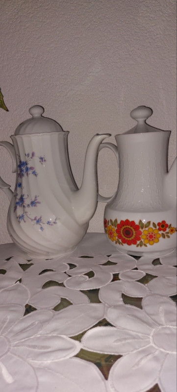 Porculanski cajnici - Antik keramika i staklo - OLX.ba