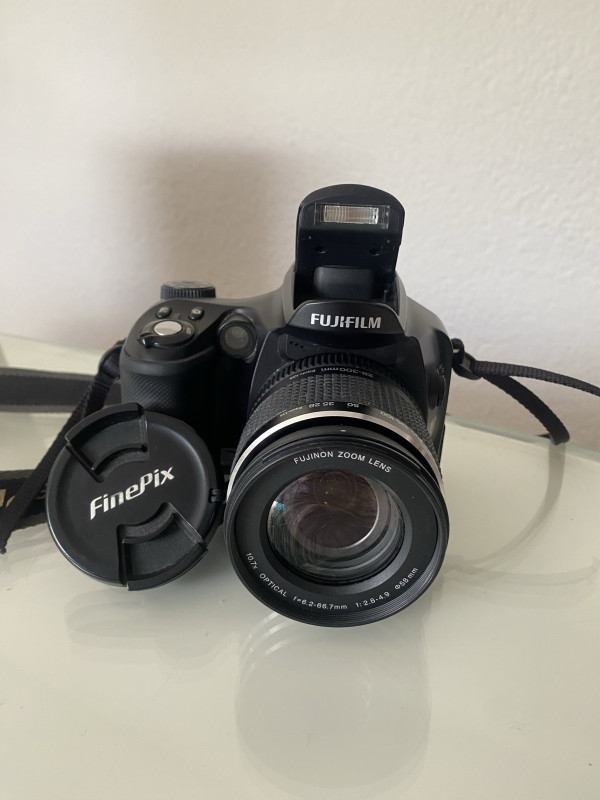 Digitalni fotoaparat Fujifilm finepix 6500fd - Digitalni fotoaparati ...