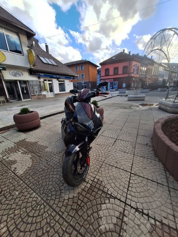 joyrace rocket 80cc skuter - Motocikli - OLX.ba