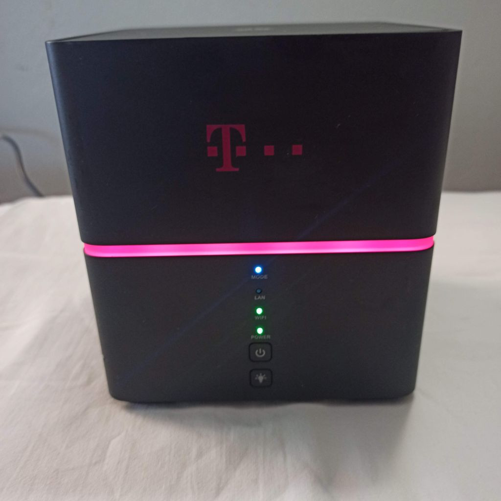 HUAWEI Cube 4G Router sa Ugradjenom Baterijom - Router - OLX.ba