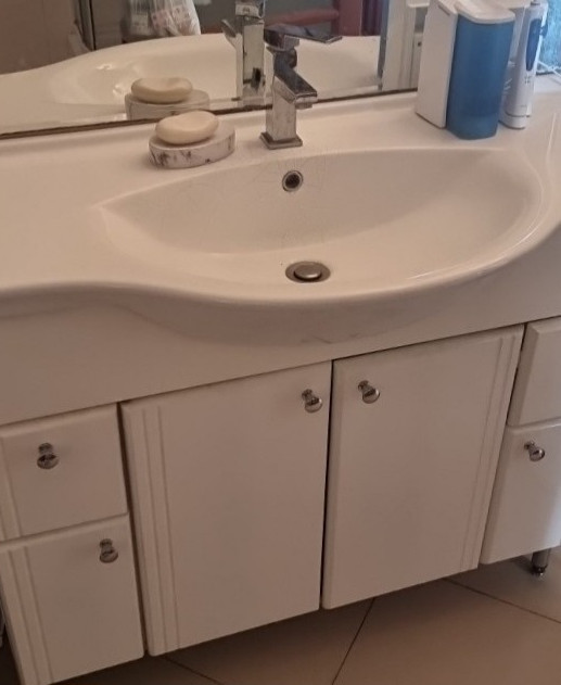 Umivaonik komplet - Umivaonici/Lavaboi - OLX.ba