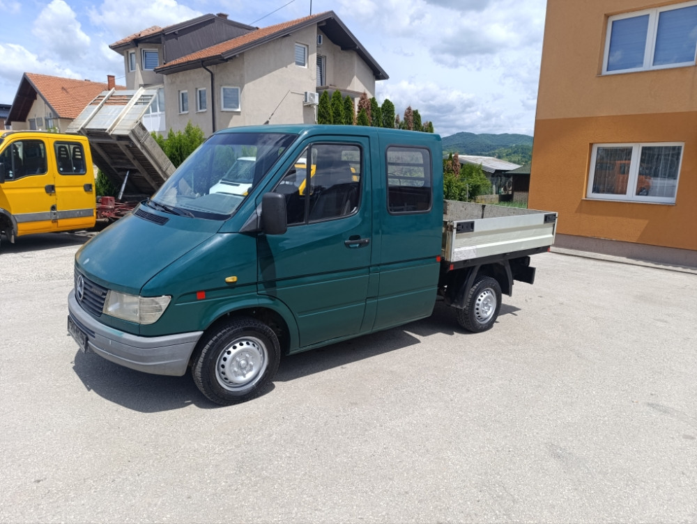 Mercedes sprinter 208d putar - Teretna vozila - OLX.ba