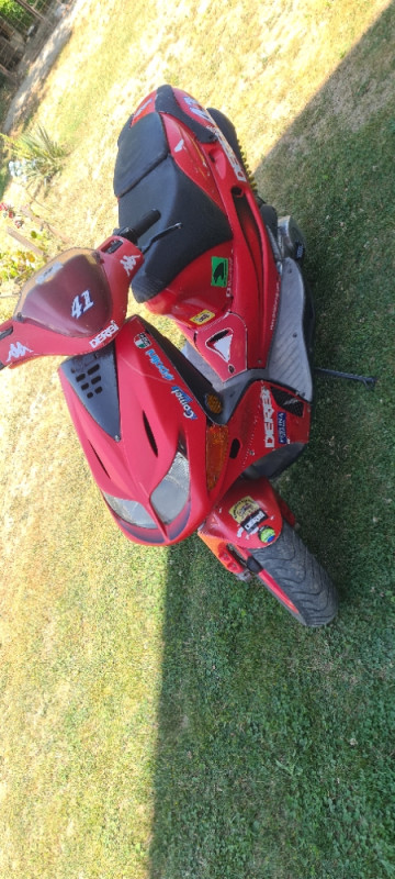 Skuter derbi predator komplet ili u dijelove - Motocikli u dijelovima ...