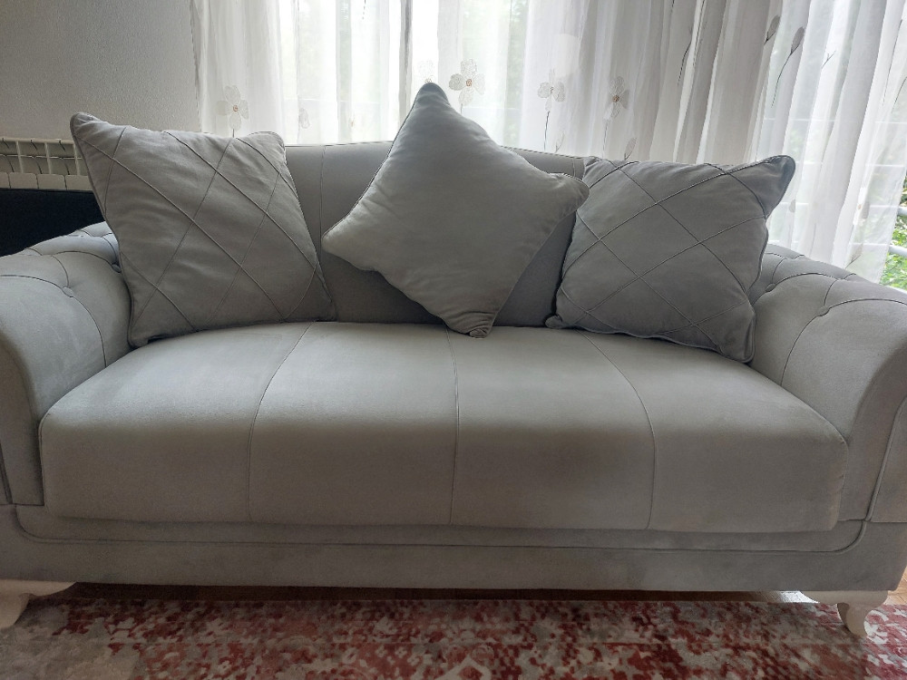 Bellona trosjed i dvosjed - Trosjedi - OLX.ba