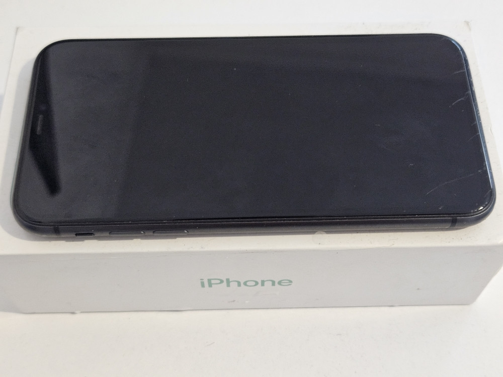 IPHONE 11 64GB - Mobiteli - OLX.ba