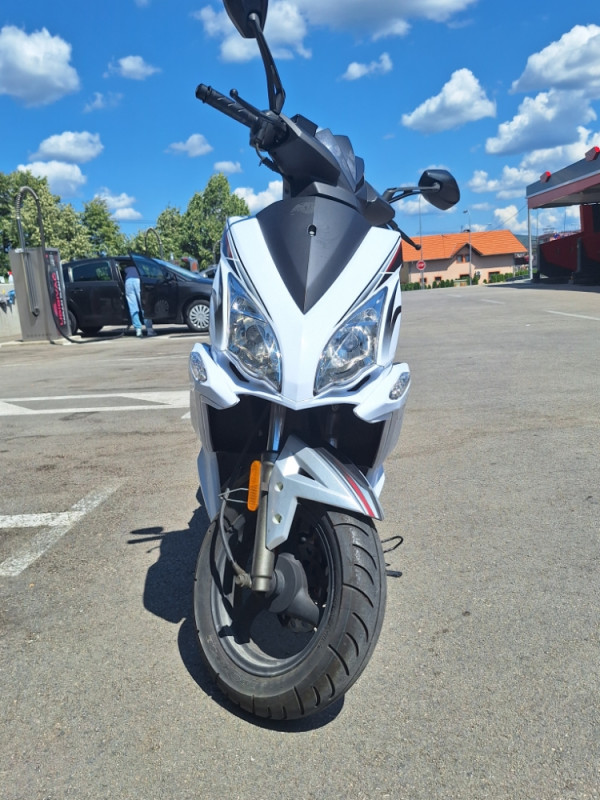 Skuter Sonic Matador - Motocikli - OLX.ba