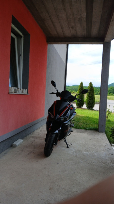 Skuter joyrace 80 kubika - Motocikli - OLX.ba