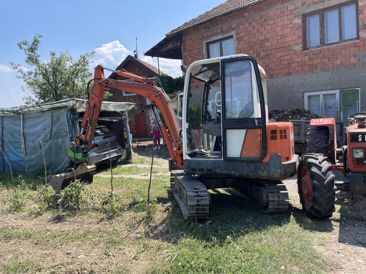 Mini bager Pel Job 3200kg - Bageri - OLX.ba