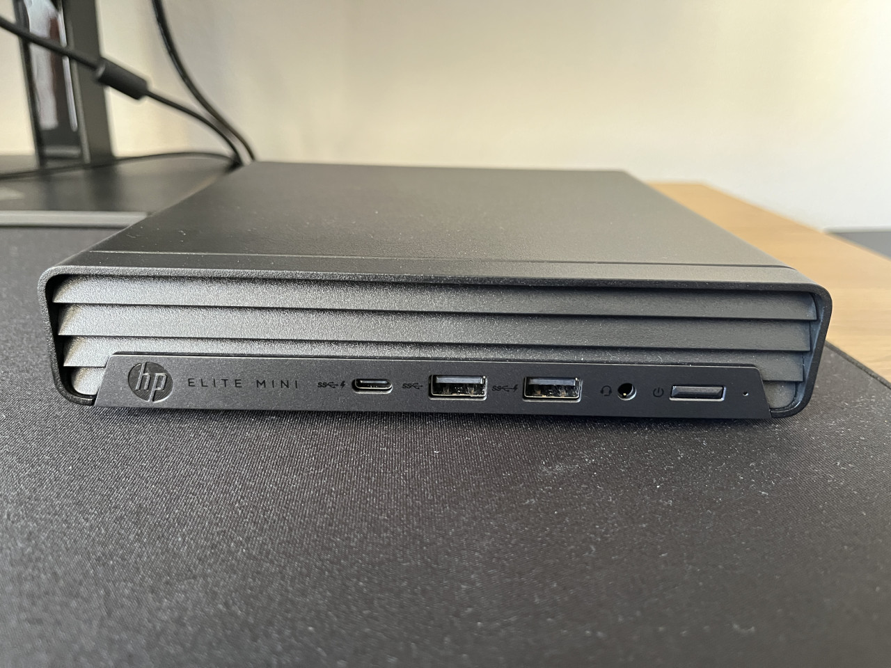 HP Elite Mini 600 G9 Desktop i7 13700 16C 16GB 256GB Win 11 - Desktop Računari - OLX.ba