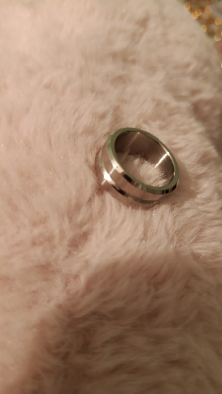 Muski prsten - Prstenje - OLX.ba